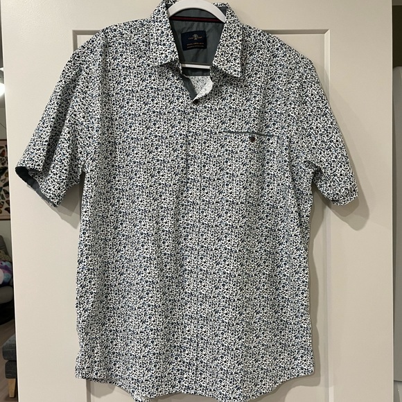 Craft + Flow | Shirts | Craft Flow Button Up Collared Shirt Floral ...